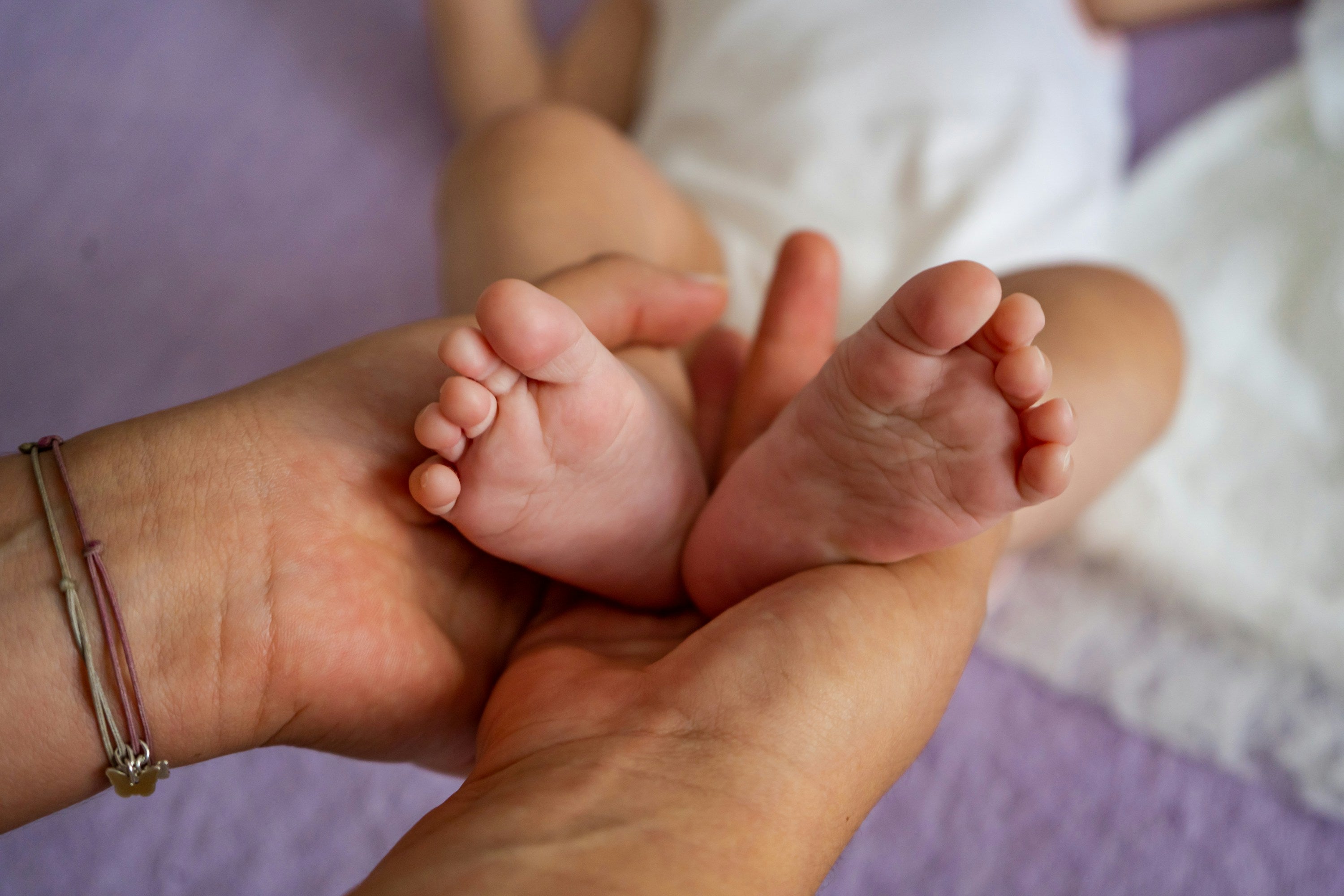 3 Ways to Boost a Formula-Fed Baby’s Microbiome | Begin Health – Begin ...
